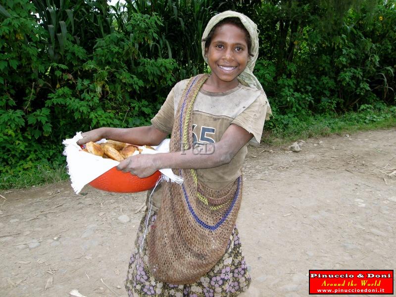 Highlands Papua New Guinea/Papua Highlands (Mt. Hagen-Ambua-Tari-Mendi ...